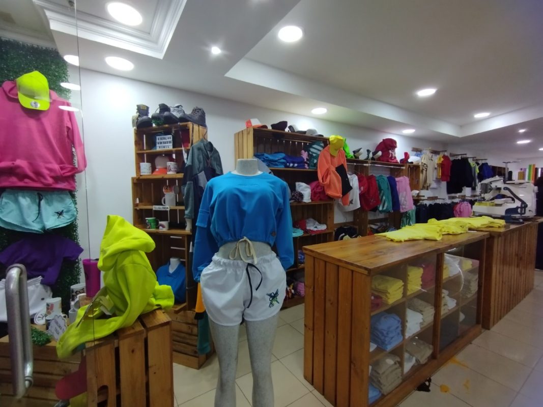 Best House Vende Fondo De Comercio En El Centro Comercial La Cascada. - Grupo Best House